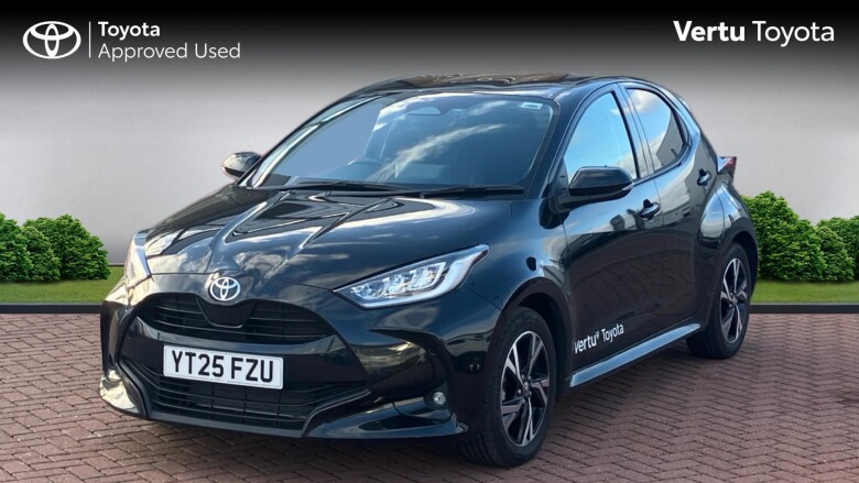 Used Toyota Yaris 1.5 Hybrid Design 5dr CVT Hybrid Hatchback for Sale | Vertu Motors
